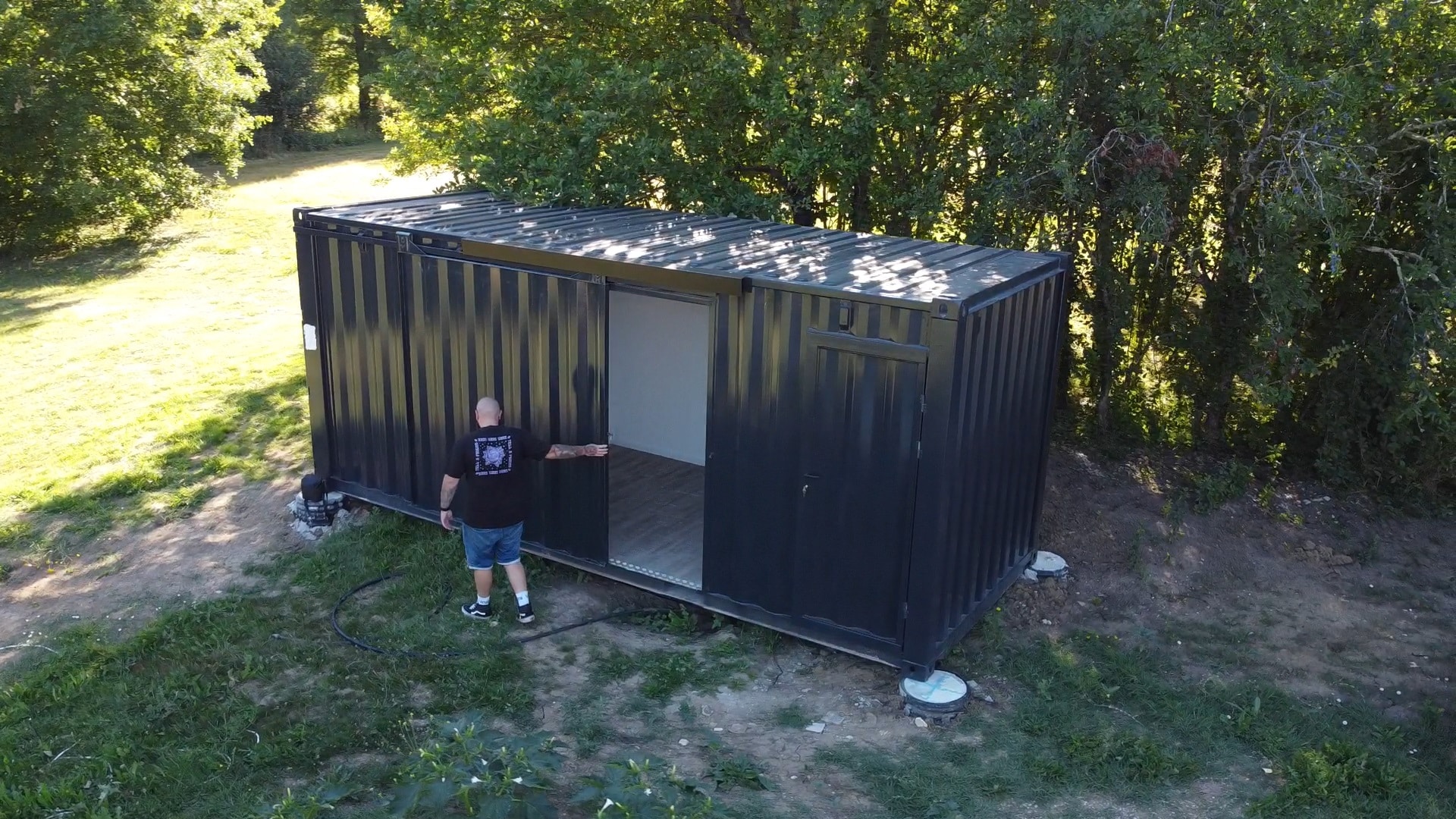 Container aménagé en pool-house - In'Box Container