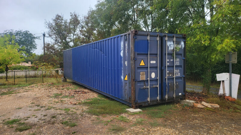 Container Stockage Dordogne : Solution Polyvalente de 40 Pieds