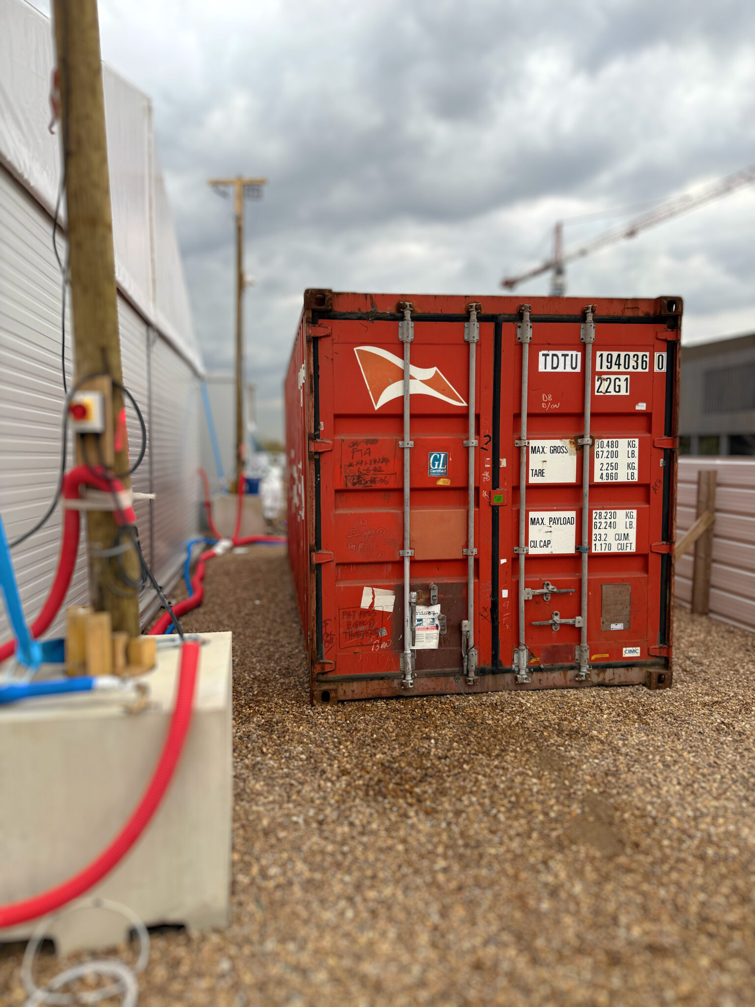 Conteneur Bussy-Saint-Georges : temple BAPS, stockage sécurisé